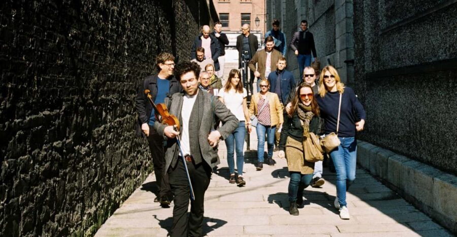 Dublin: Irish Music Walking Tour with Live Performance - What to Expect from the Dublin Irish Music Tour