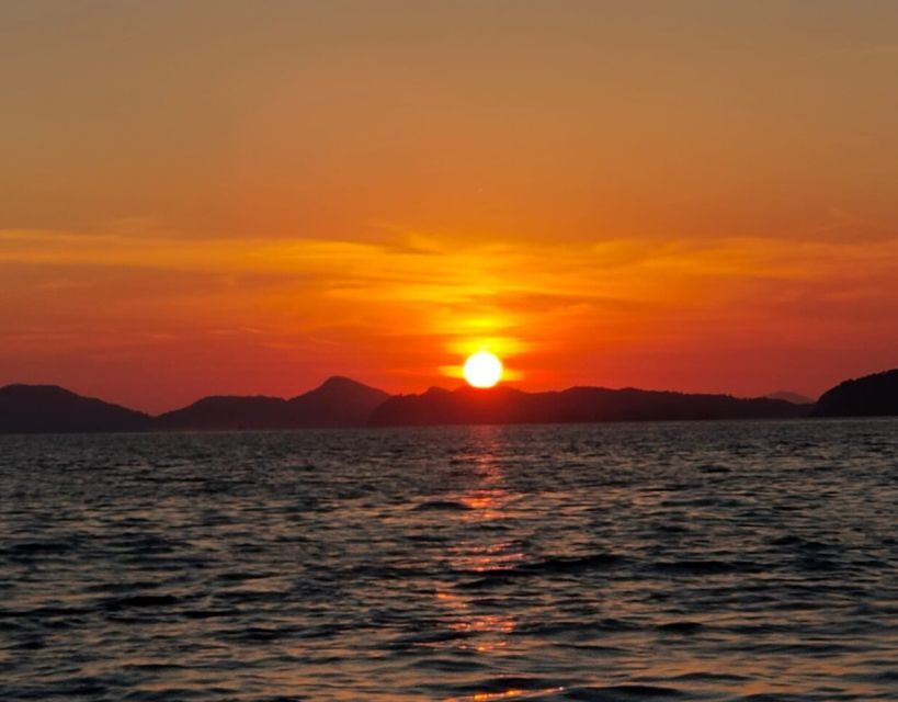 Dubrovnik: Golden Hour Sunset Cruise - What to Expect on the Tour