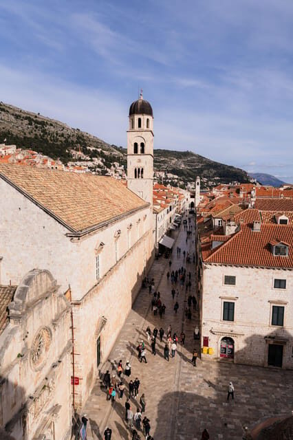 Dubrovnik Old Town: Night tour with History, Wine & Bites - The Value of the Experience