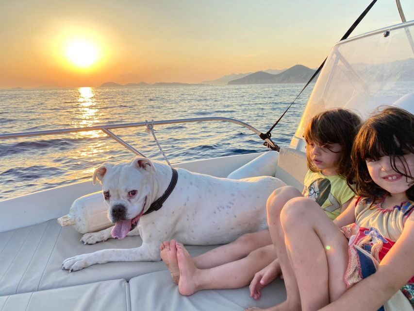 Dubrovnik: Romantic Sunset Cruise - Who Should Book This Tour?