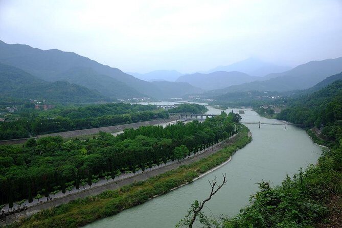 Dujiangyan Irrigation and Mt.Qingcheng 1 day private tour - What the Reviews Say