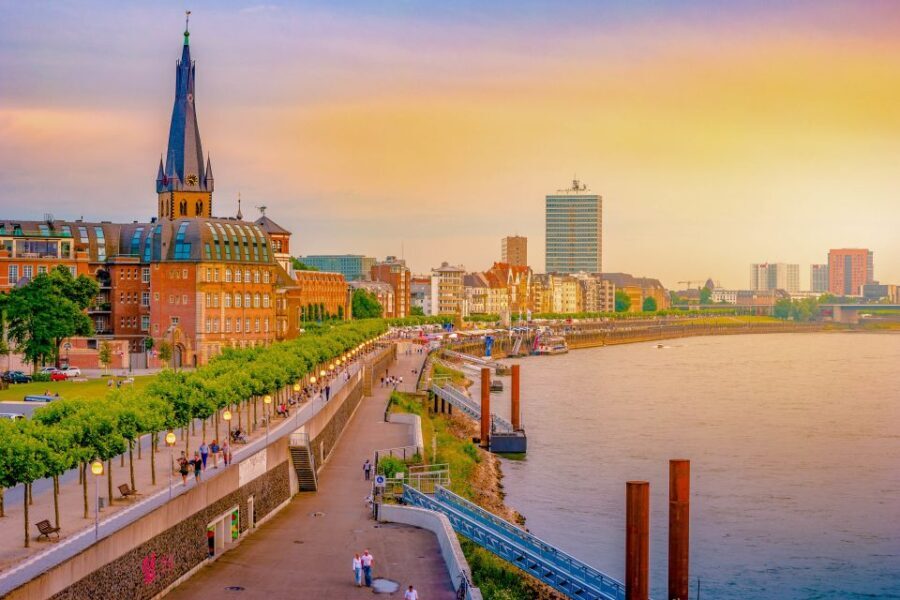 Düsseldorf: Classic City Segway Tour - Who Should Consider This Tour?