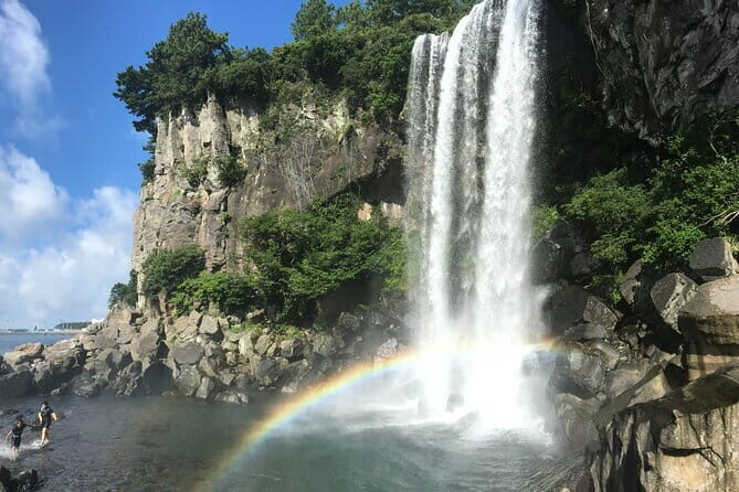 East of Jeju island Bus Tour from Seogwipo city, Jeju island - Authentic Experiences and Traveler Insights