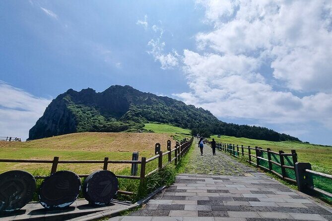 Eastern Jeju Highlights Day Trip - Authentic Guest Insights