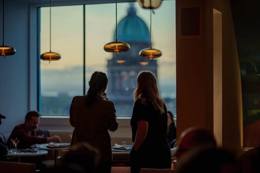 Edinburgh: Johnnie Walker Whisky Explorers Guided Tasting - What’s Included and What Not