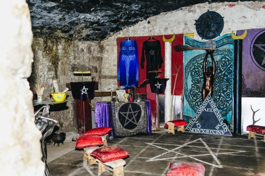 Edinburgh: Underground Vaults Tour - Authentic Traveler Feedback