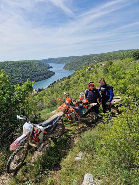 Enduro Motorsport Rovinj - FAQs About Enduro Motorsport Rovinj