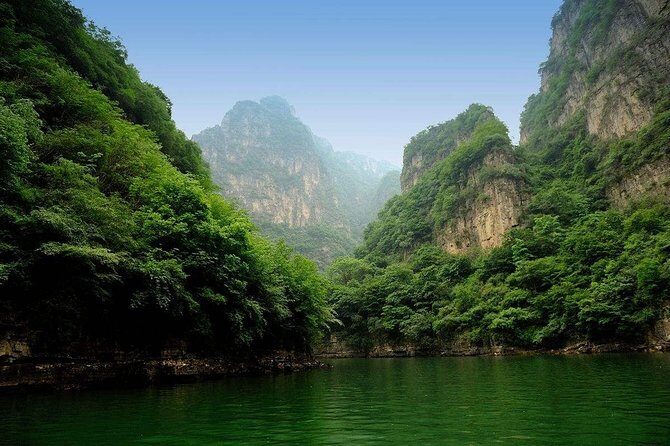 English Speaking Driver Service To Longqing Gorge - What to Expect from the Experience