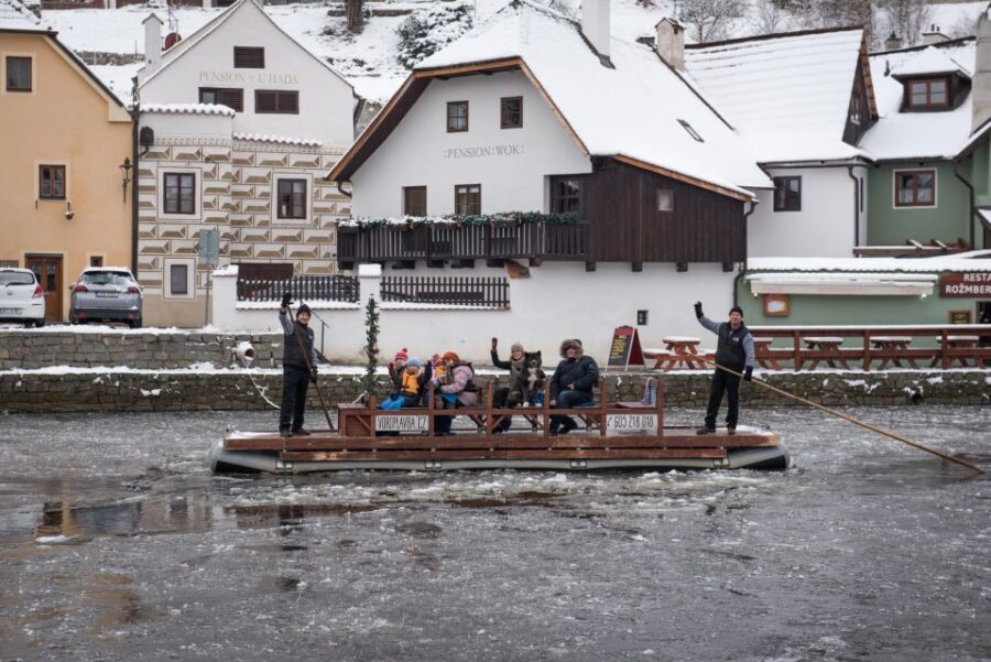 eský Krumlov: Advent Wooden Raft River Cruise - Final Thoughts: Is This Tour Worth It?