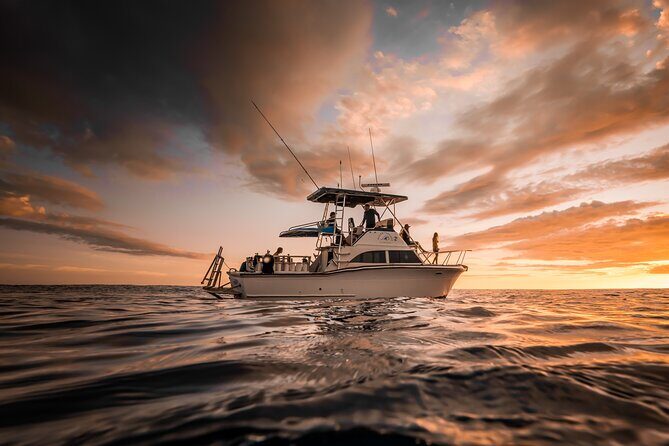 Exciting Sunset & Fireworks Cruise in Waikiki: Friday Nights - Who is this cruise best for?