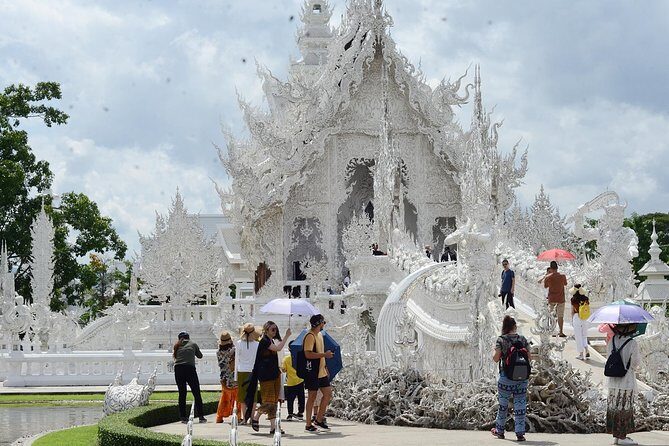 Exclusive Chiangrai White Temple, blue temple, black house. - Final Thoughts