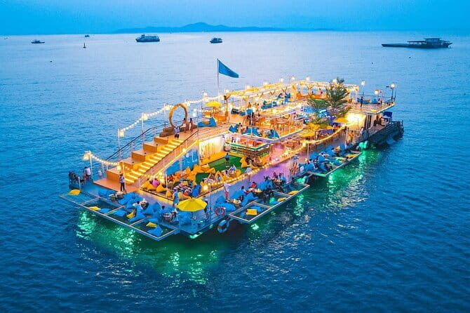 Exclusive Squid Fishing on Chic Floating Café from Pattaya - What the Reviews Tell Us