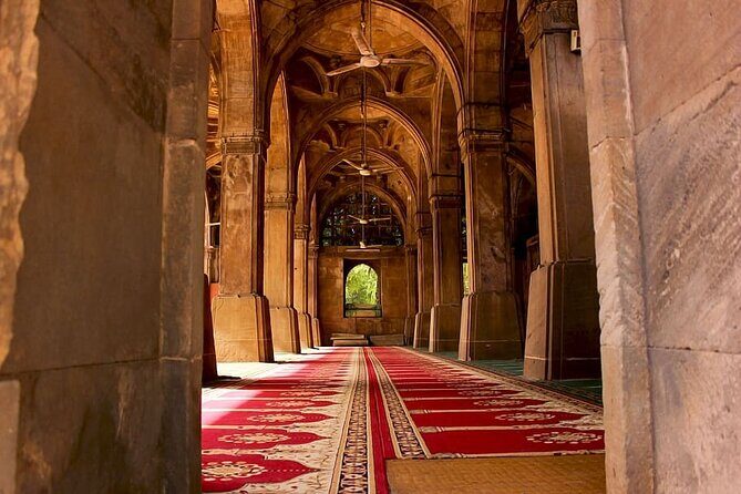 Explore Ahmedabad Spiritual Sites - A Private Tour with Akshardham Temple& Lunch - Who Would Benefit Most from This Experience?
