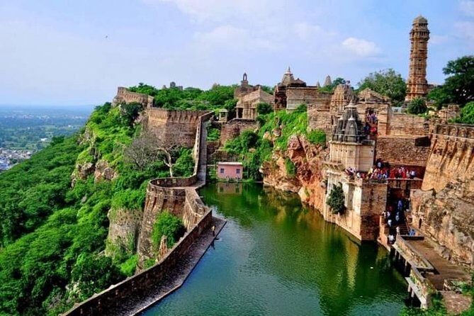 Explore Udaipur & Jodhpur Tour For 6 Night 7 Days With Car & Driver - Who is This Tour Best For?