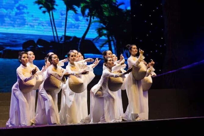 Exploring Beautiful Charming Da Nang Show Ticket - Who Will Appreciate This Tour?