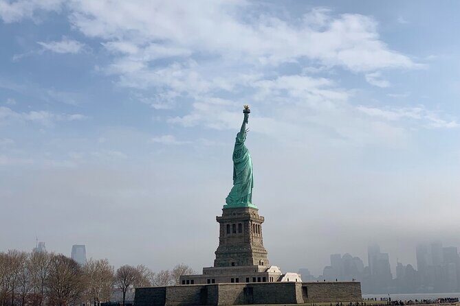 Family Friendly Statue of Liberty and Ellis Island Private Tour - Who Should Consider This Tour?