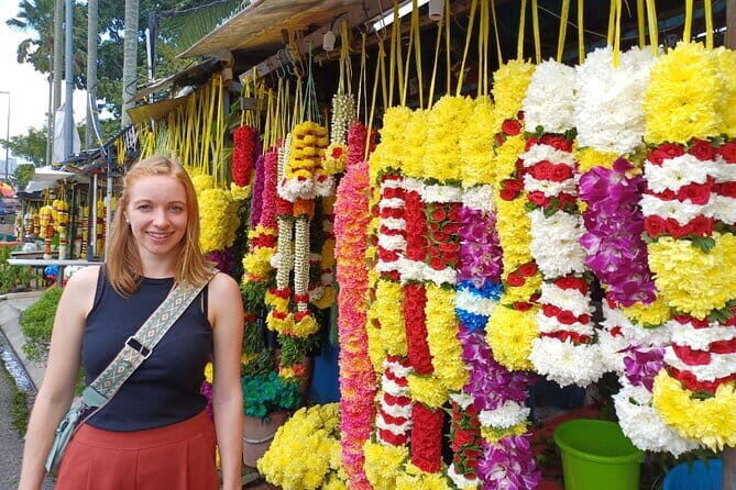 First Day : Arrival Transfer with Malaysia Countryside and Batu Caves Tour - What Do Travelers Say?