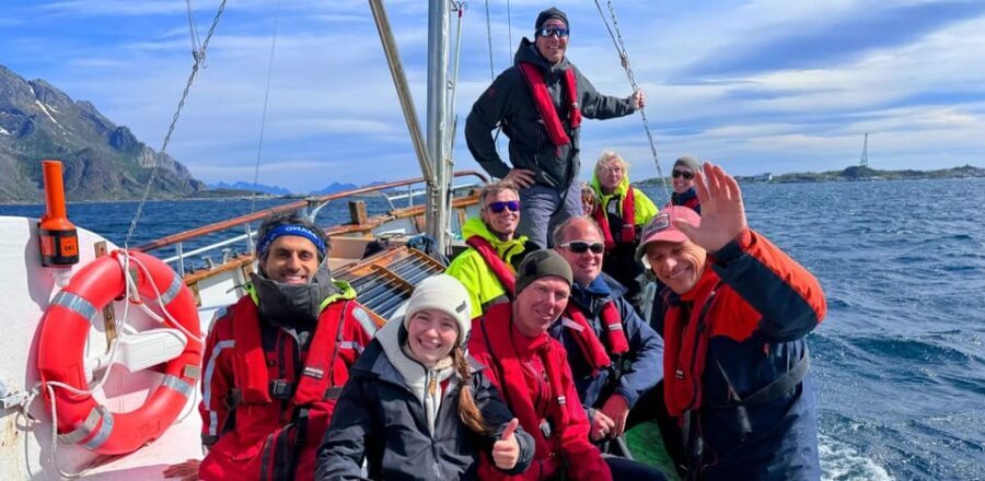 Fishing trip from Henningsvær - The Experience You’ll Love