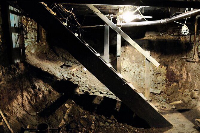 Flagstaff Underground - Authentic Stories and Friendly Guide