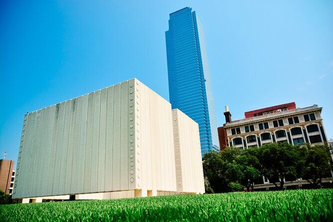 Footsteps Through Dallas: A Journey Through Time & Legacy - What Makes This Tour Stand Out?