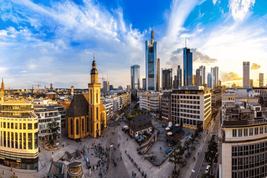 Frankfurt: Guided tour of Frankfurt - Exploring Frankfurt in a Nutshell: What to Expect