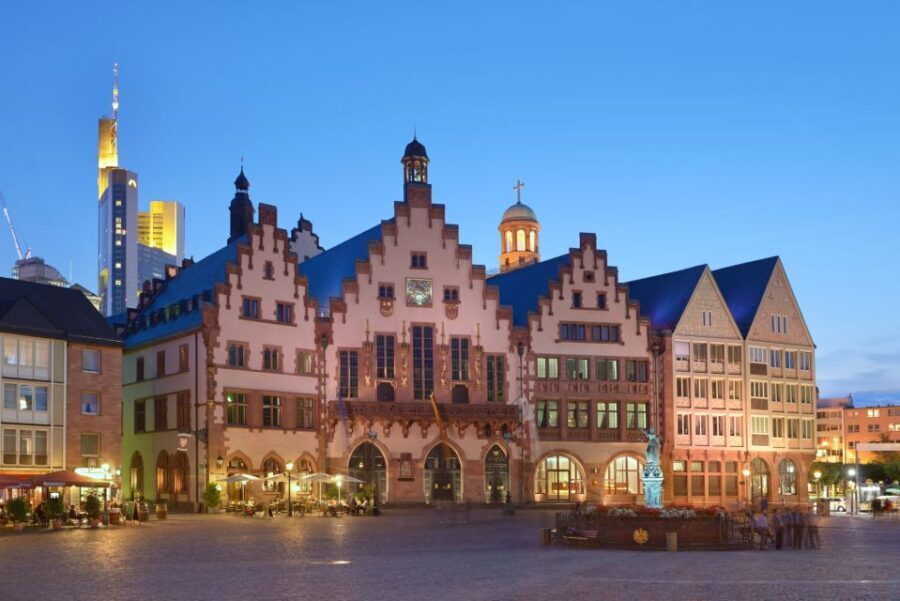 Frankfurt: Highlights and New Old Town English-Language Tour - The Itinerary in Detail