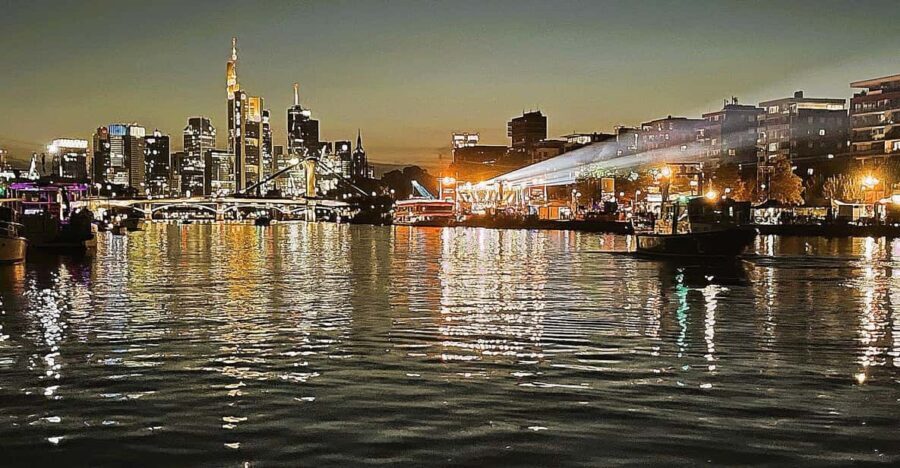 Frankfurt: Private Romantic Skyline Boat Tour - How This Tour Compares to Similar Experiences