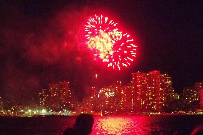 Friday Fireworks Dinner Sail from the Hilton Hawaiian Village - Analyzing the Value