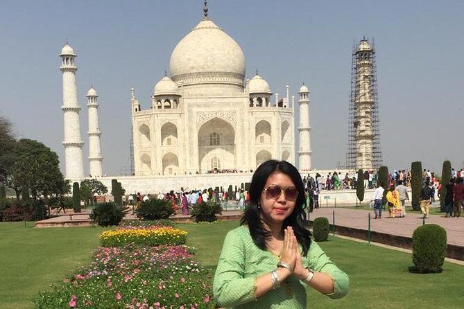 From Agra : Private Taj Mahal Agra Tour With Fatehpur Sikri - A Break for Lunch in Local Flavor