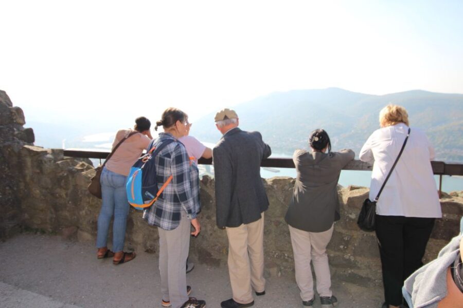 From Budapest: Danube Bend & Szentendre Tour with Lunch - Detailed Breakdown of the Tour Experience