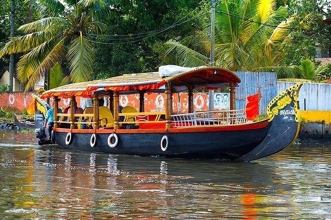 From Cochin Port: Backwaters by Shikara (Covered Canoe Boat) & Chinese Nets - What the Reviews Say