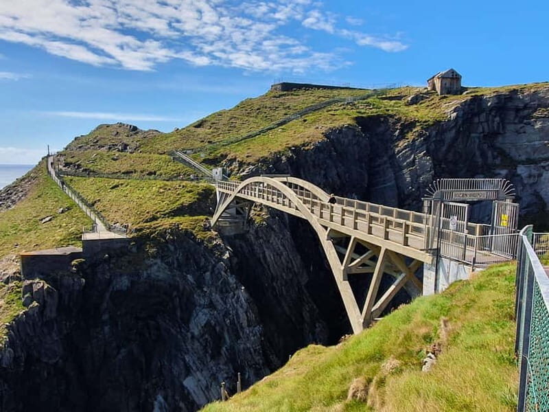 From Cork: West Cork to Mizen Head Guided Full Day Tour - Transportation and Practicalities