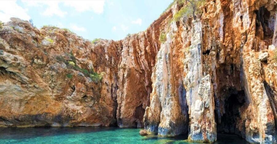 From Hvar: Private Tour to the Red rocks, Pakleni islands,.. - The Experience: What to Expect on Your Private Speedboat Tour