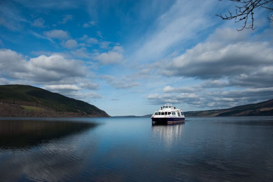 From Inverness: Loch Ness Cruise and Urquhart Castle - What Sets This Tour Apart