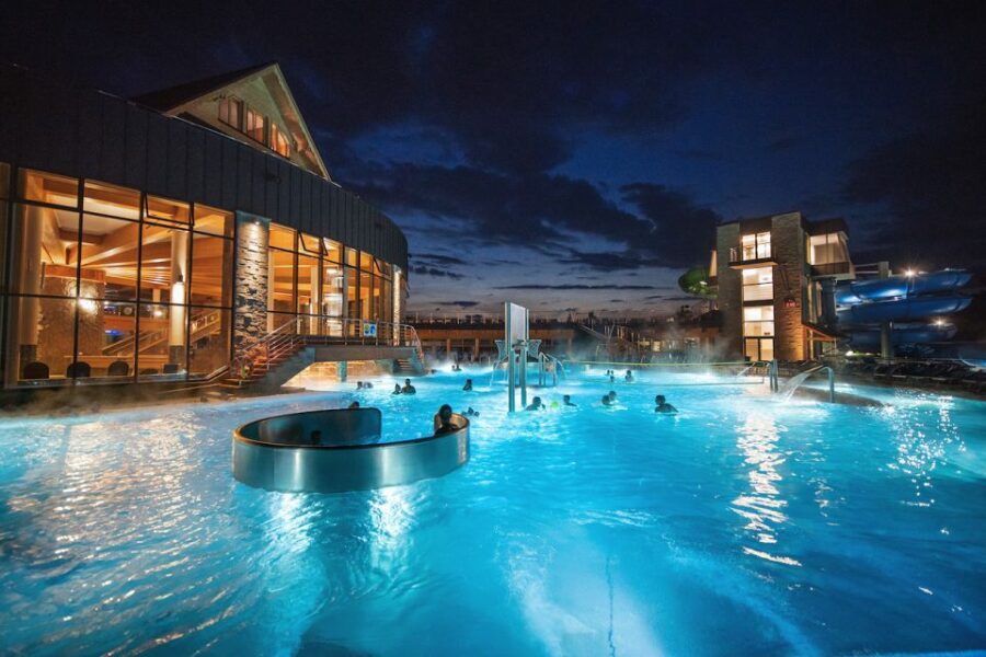 From Krakow: Chocholowskie Thermal Baths with Entry Ticket - In-Depth Breakdown of the Itinerary