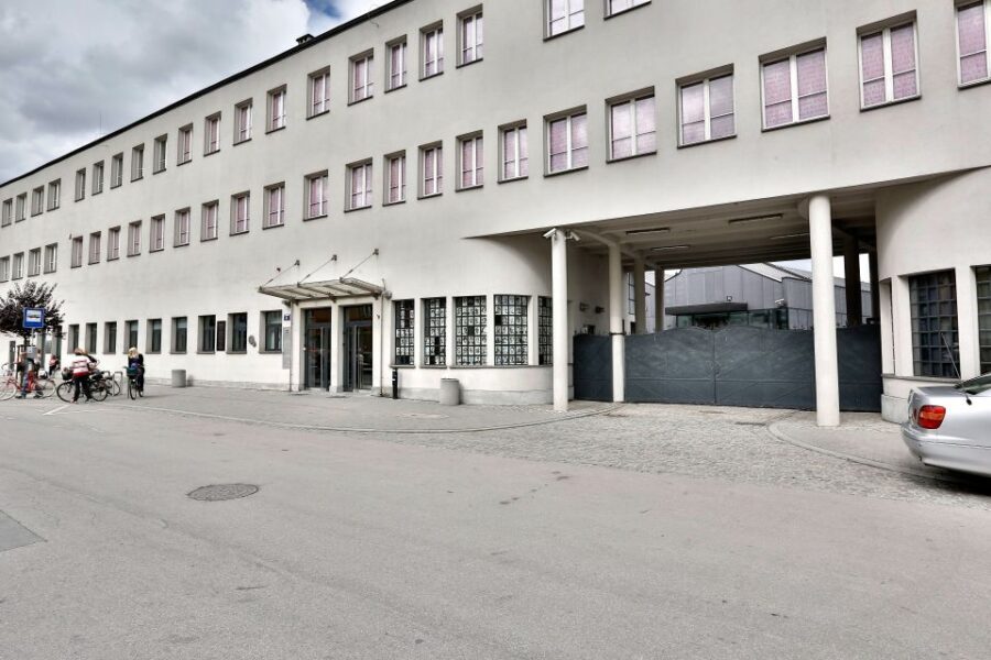 From Krakow: Half-Day Salt Mine and Schindler's Factory Tour - Delving Into WWII at Schindler’s Factory