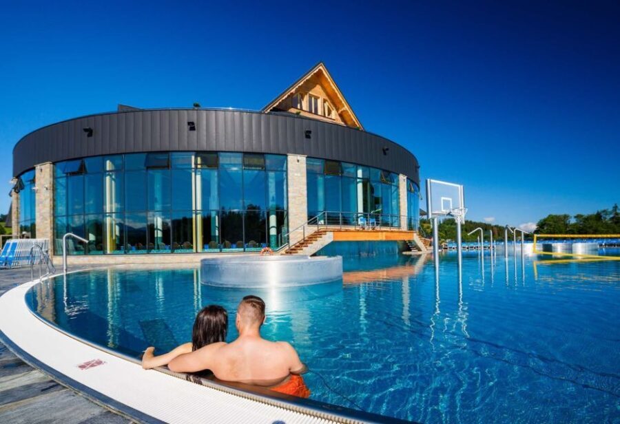 From Krakow: Pontoon Rafting and Thermal Baths Experience - A Well-Balanced Experience for Curious Travelers