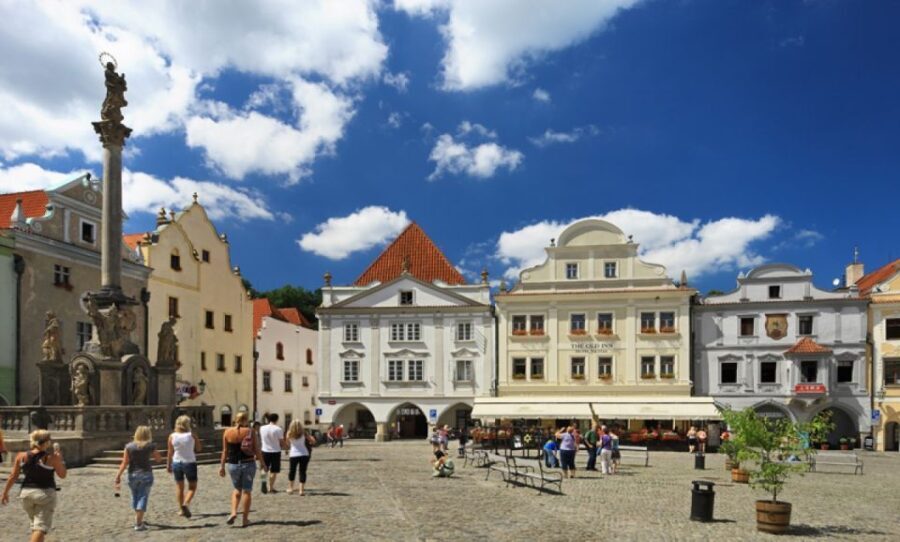 From Prague: Full-Day Trip to esky Krumlov - An In-Depth Look at the Český Krumlov Tour