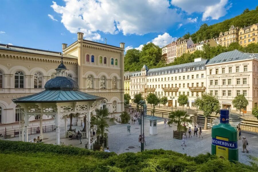 From Prague: One day trip to Karlovy Vary - A Day Full of Highlights