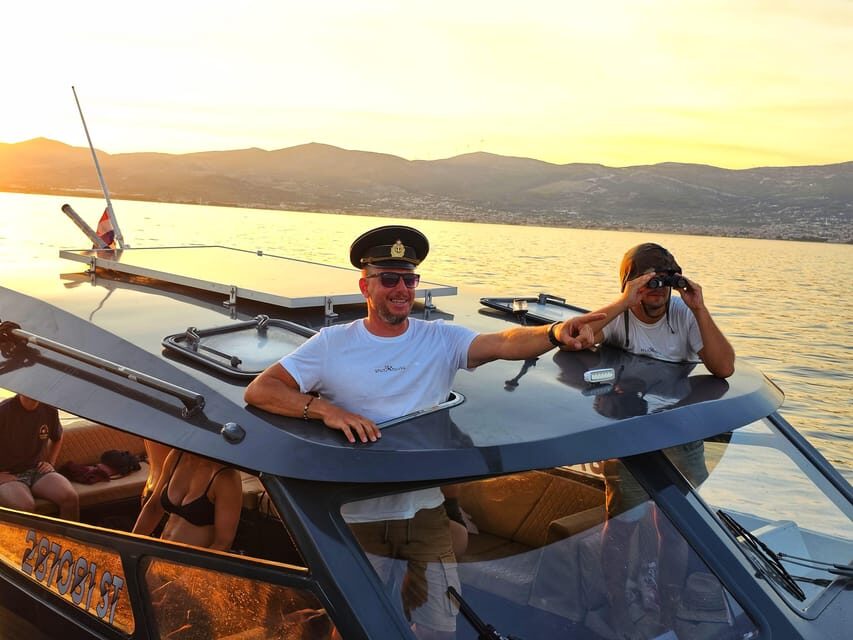 From Split: PRIVATE Sunset Powerboat Cruise with Drinks - Authenticity and Value