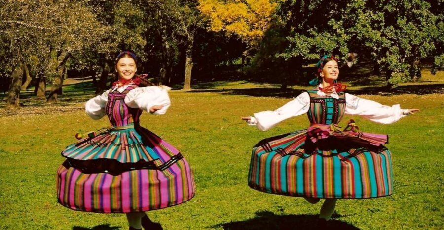 From Warsaw: Mazovian gardens & palaces full day tour - An In-Depth Look at the Mazovian Tour Experience