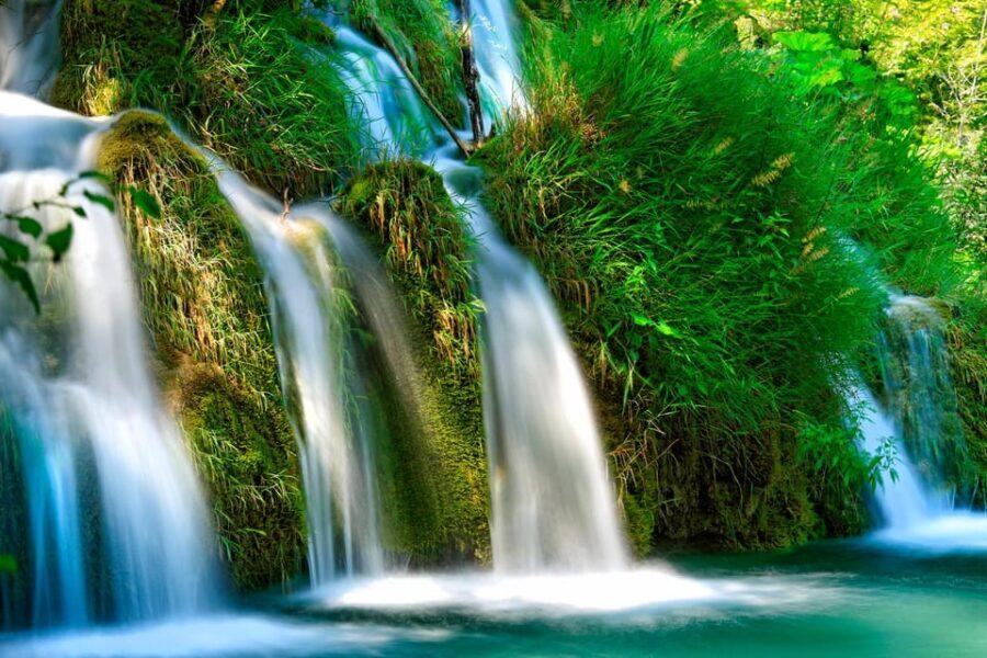 From Zadar: Plitvice Lakes National Park Day Trip +Boat Ride - In-Depth Breakdown of the Experience