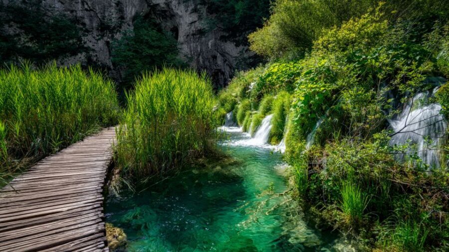 From Zagreb to national park plitvice lakes day trip - In-Depth Breakdown of the Itinerary