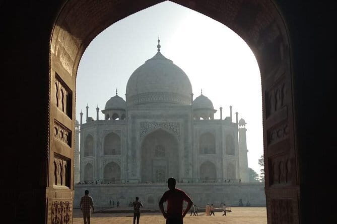 Full day Agra city tour by car - The Experience and the Guides