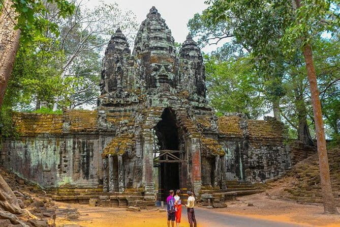 Full Day Discover Angkor Wat Archaeological with local guide - Practical Details and How It Enhances Your Visit