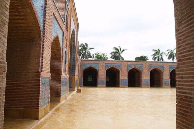 Full Day Karachi to Thatta Unesco Sites Tour - What the Reviews Say