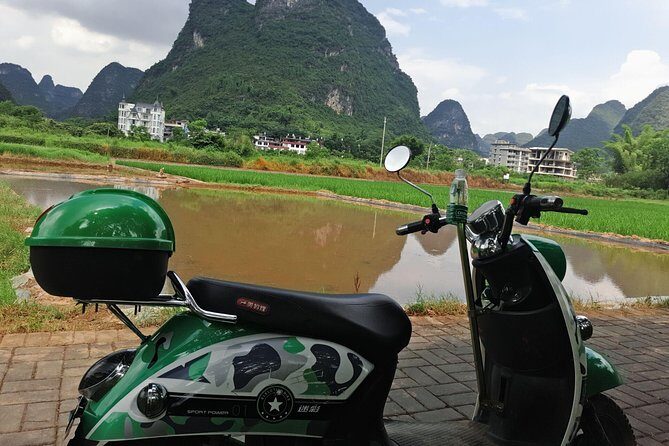 Full-Day Li-River with the 4 Star Luxury Boat VIP Room & Yangshuo E-scooter Tour - What We Loved and What to Consider