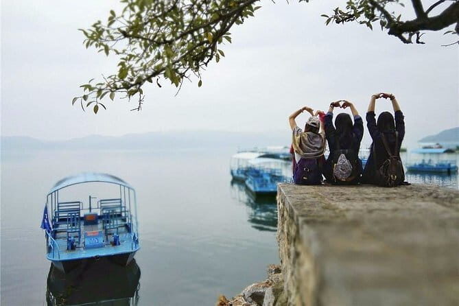 Full-Day Private Tour to Fuxian Lake from Kunming with Lunch - Practical Tips for the Tour