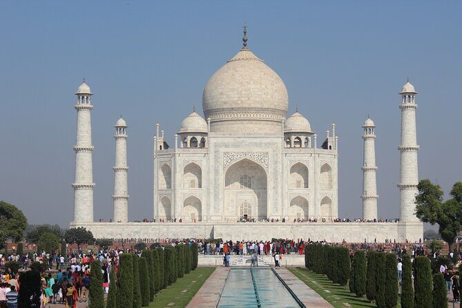 Full-Day Taj Mahal Agra Private Tour from Chennai with Flights - Transport and Guides: Making the Journey Comfortable