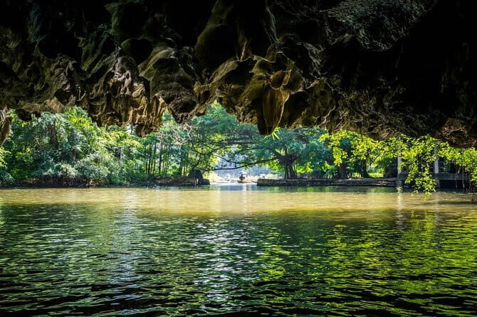 Full Day Tour Of Ninh Binh From City Center Tam Coc Or Trang An - Why This Tour Offers Good Value